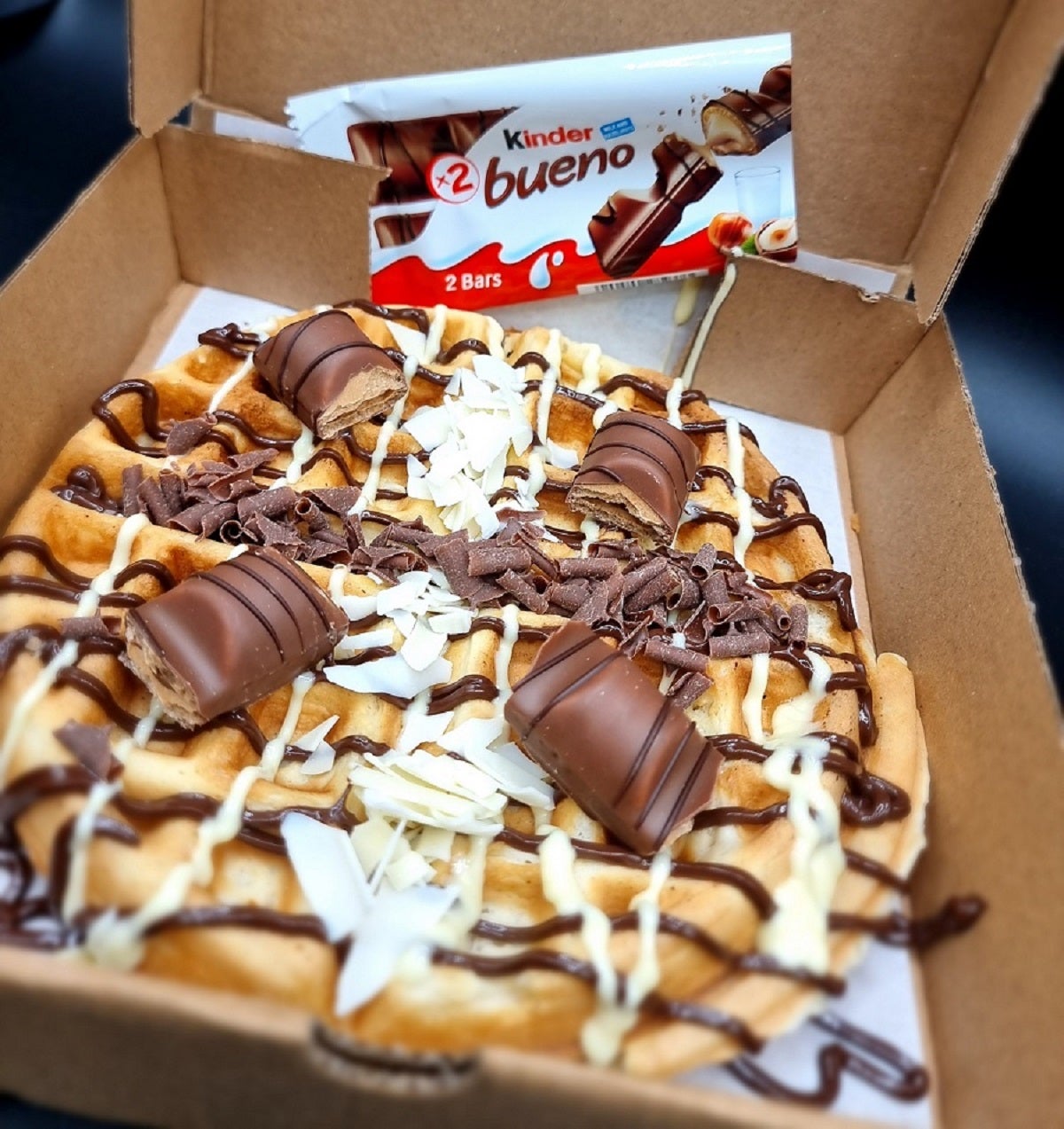 Kinder Bueno Waffle | westend fish and chips